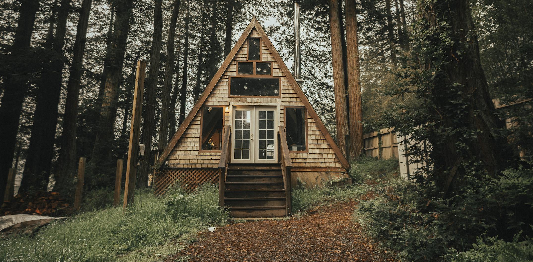 A-Frame Cabins: Nostalgic Dwellings in High Demand